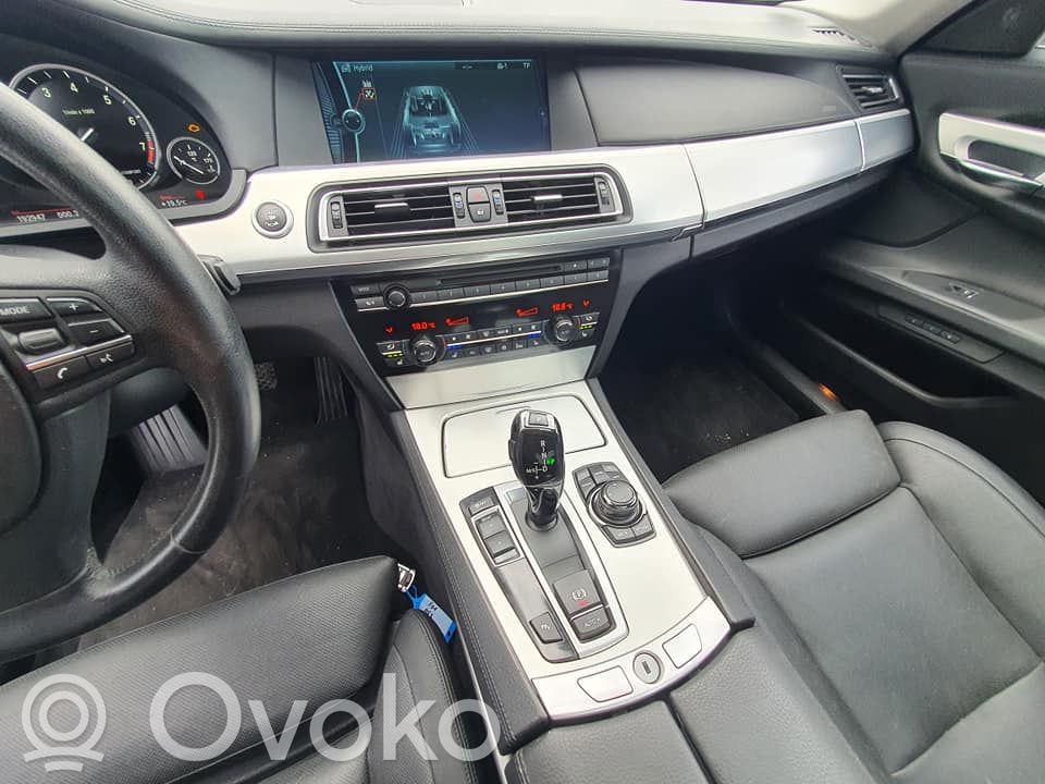 ATA12126 BMW 7 F01 F02 F03 F04 Poignée, déverrouillage du capot moteur ...