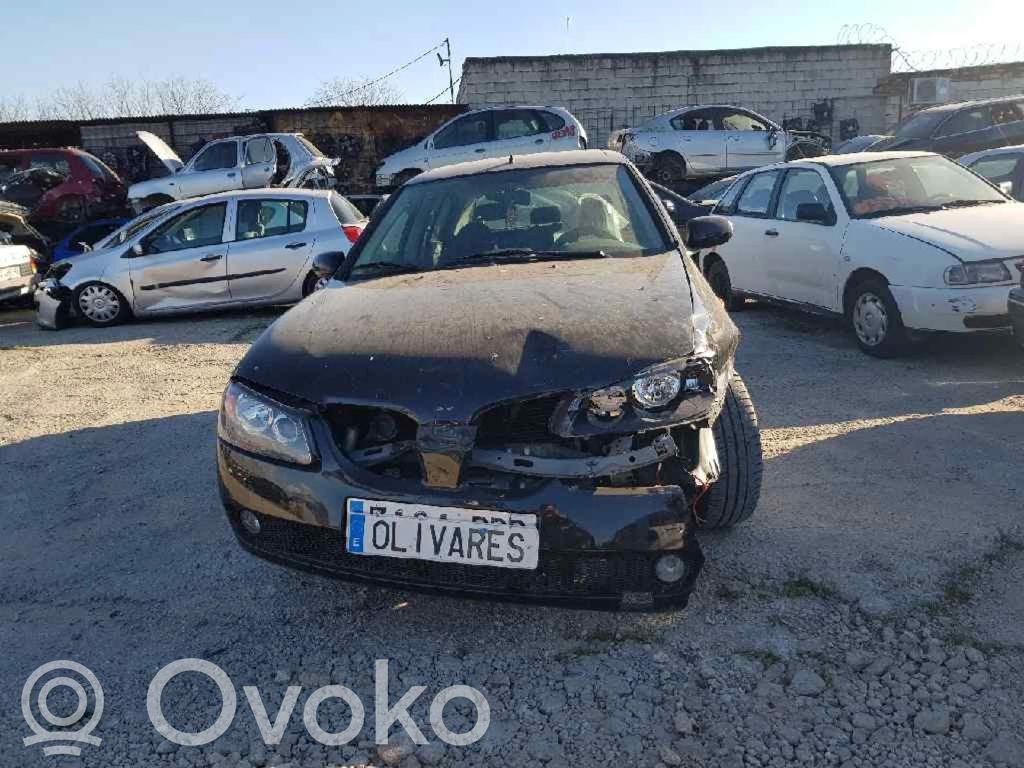 Nissan Almera N16 Sähkötoimisen ikkunan ohjauskytkin, 17,50 € | OVOKO