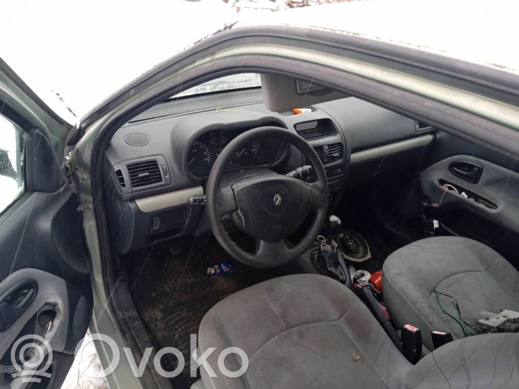 7701048284 Renault Clio II Radiateur de refroidissement, 12.00 € | OVOKO