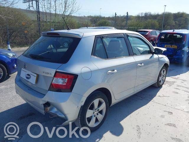 6R0959455E Skoda Fabia Mk3 (NJ) Ventilateur de refroidissement de ...