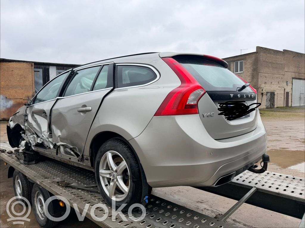 31385812 Volvo V60 Engine bonnet/hood hinges, €10.00 | RRR