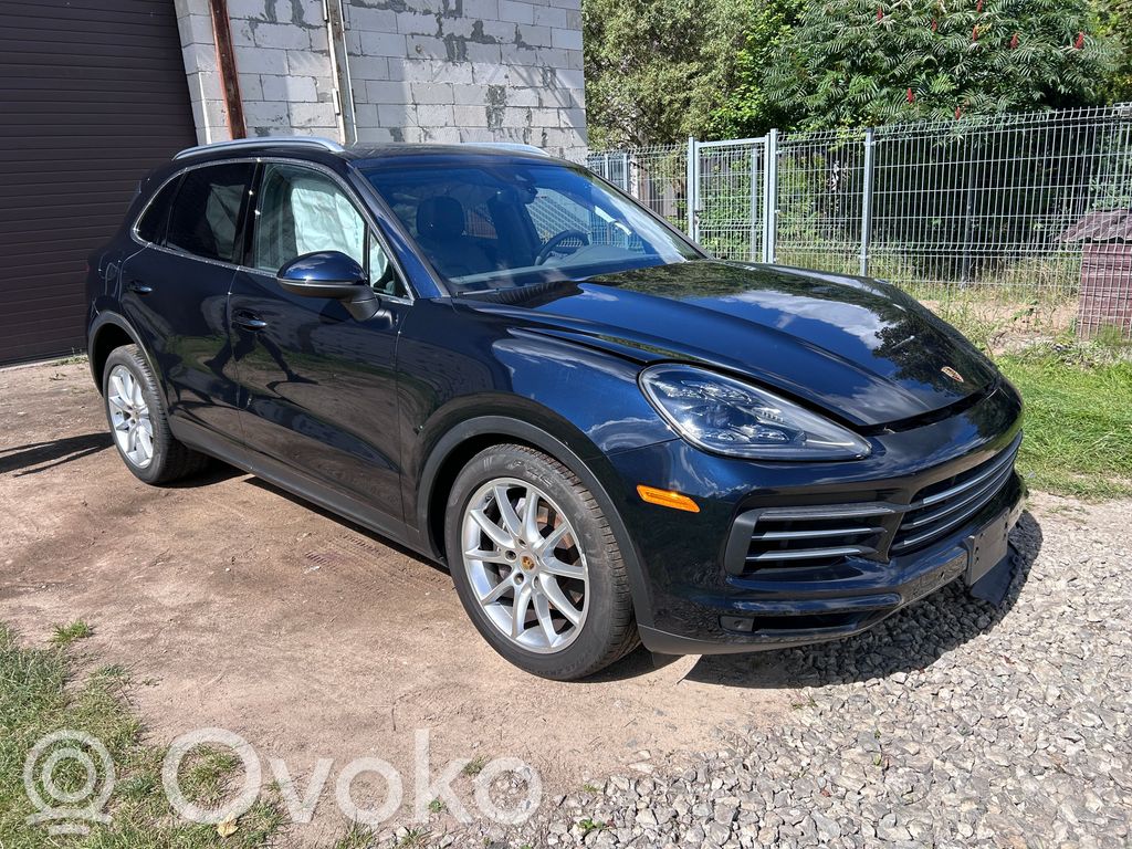 Porsche Cayenne (9Y0 9Y3) Kilimėlių komplektas, 100,00 € | RRR