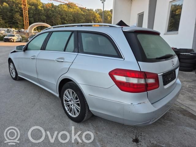 Mercedes-Benz E W212 Front wheel hub, €21.85 | RRR