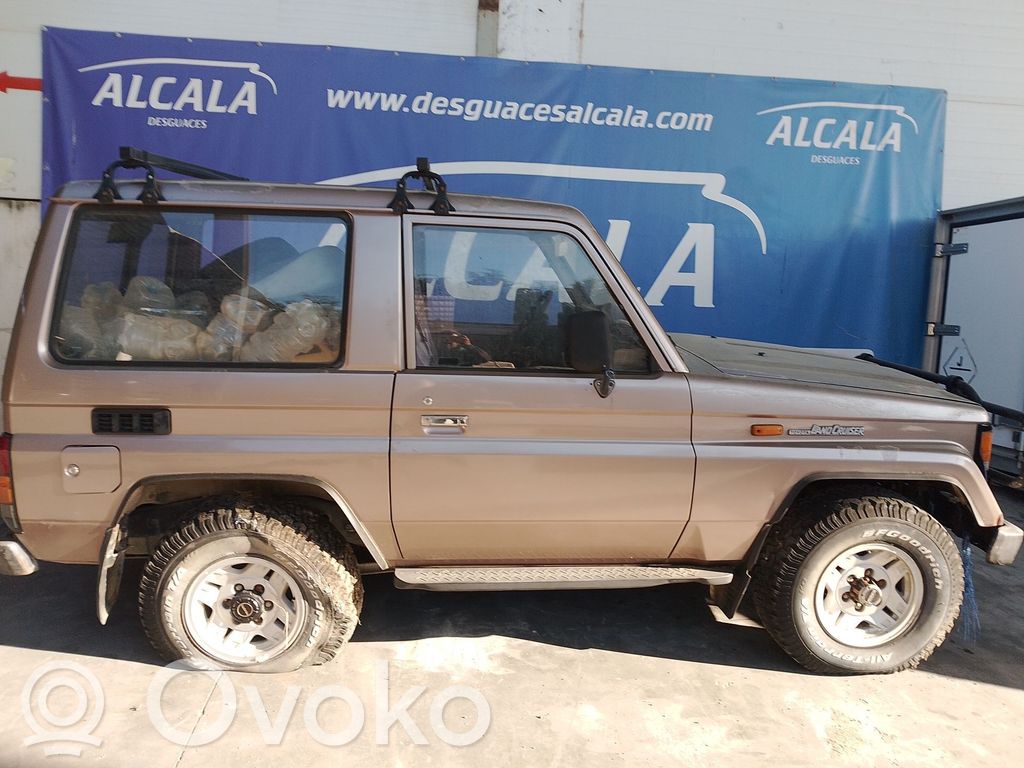 2LT Toyota Land Cruiser (FJ80) Moteur, 2 706,62 € | OVOKO