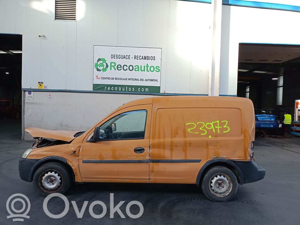24442358 Opel Combo C Pare-soleil, 20,83 € | OVOKO