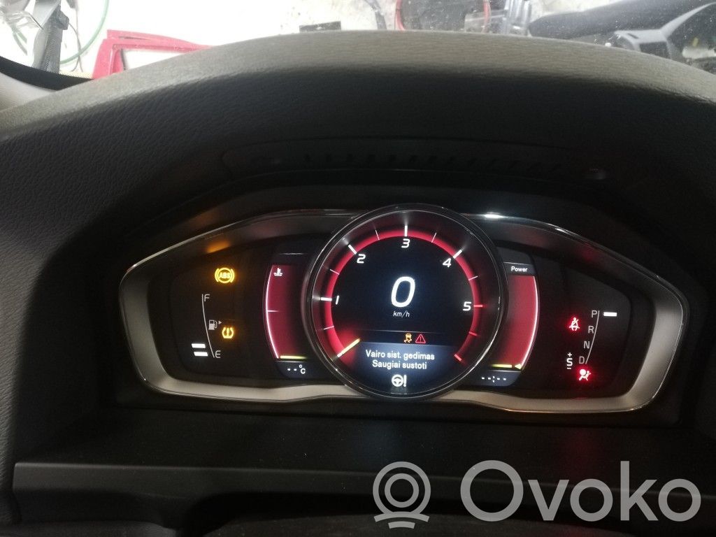 31368397 Volvo V60 Tuyau de liquide de refroidissement moteur, 10.00 ...