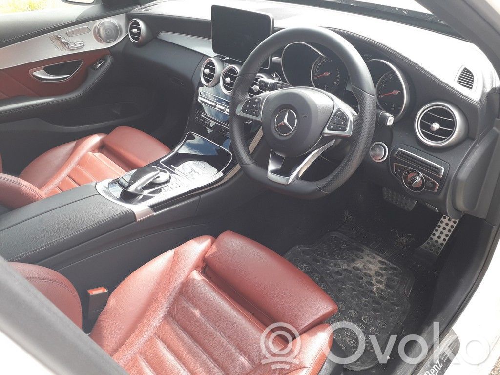 JUR177882 Mercedes-Benz C W205 Tuyau de liquide de refroidissement ...