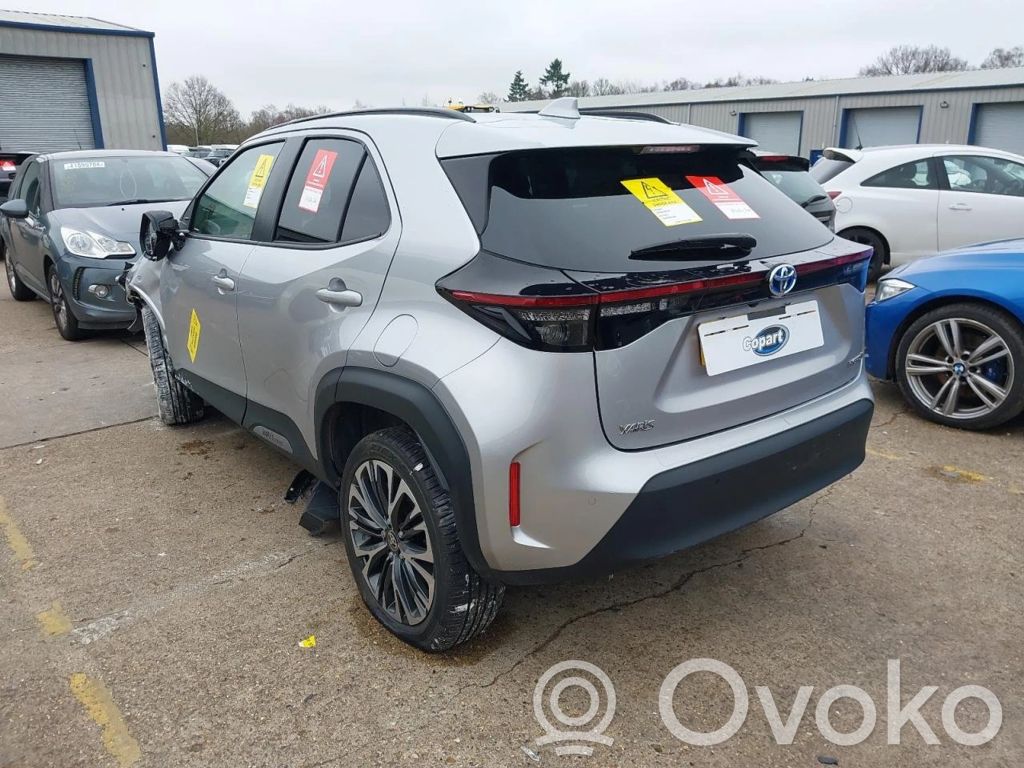 1603215190 Toyota Yaris Cross Pompe de circulation d'eau, 175.00 € | OVOKO