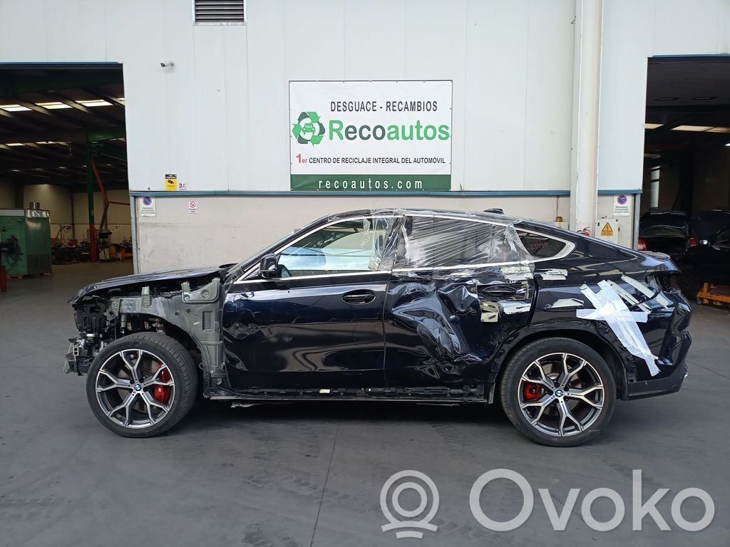 51757424888 BMW X6 M Engine splash shield/under tray, €129.91 | RRR