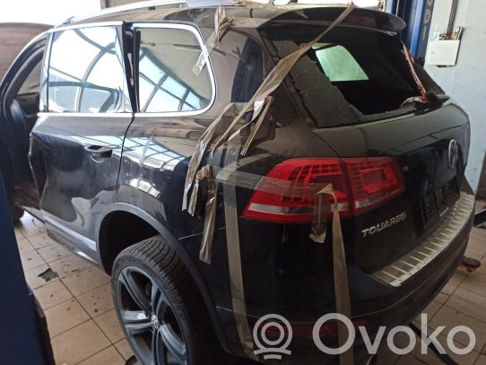 7P0807109D Volkswagen Touareg II Traverse de pare-chocs avant, 180,00 ...
