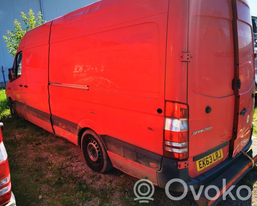 A1699002000 Mercedes-Benz Sprinter W906 Radio/CD/DVD/GPS head unit, €40 ...