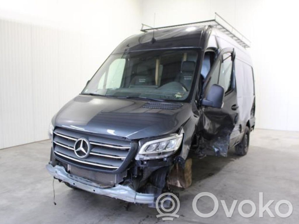 Mercedes-Benz Sprinter W907 W910 Siège conducteur avant, 752,02 € | OVOKO