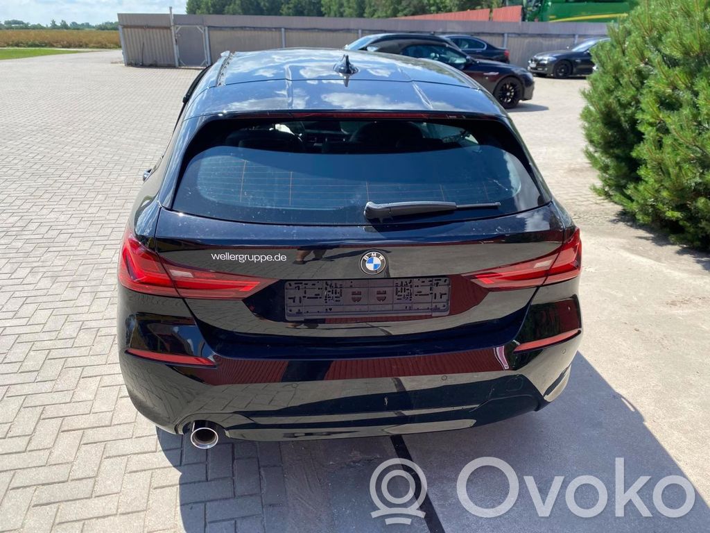 7381867 BMW 1 F40 Poignée extérieure de porte de chargement, 5,00 € | OVOKO