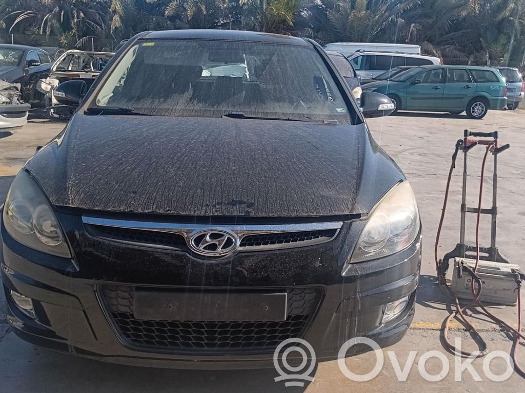 Hyundai i30 Front bumper, €138.15 | RRR