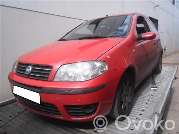 PAG66GF30 Fiat Punto (188) Radiateur d'huile moteur, 36,30 € | OVOKO