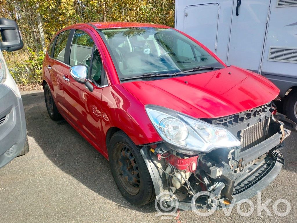 Citroen C3 Tail light bulb cover holder, €10.00 | RRR