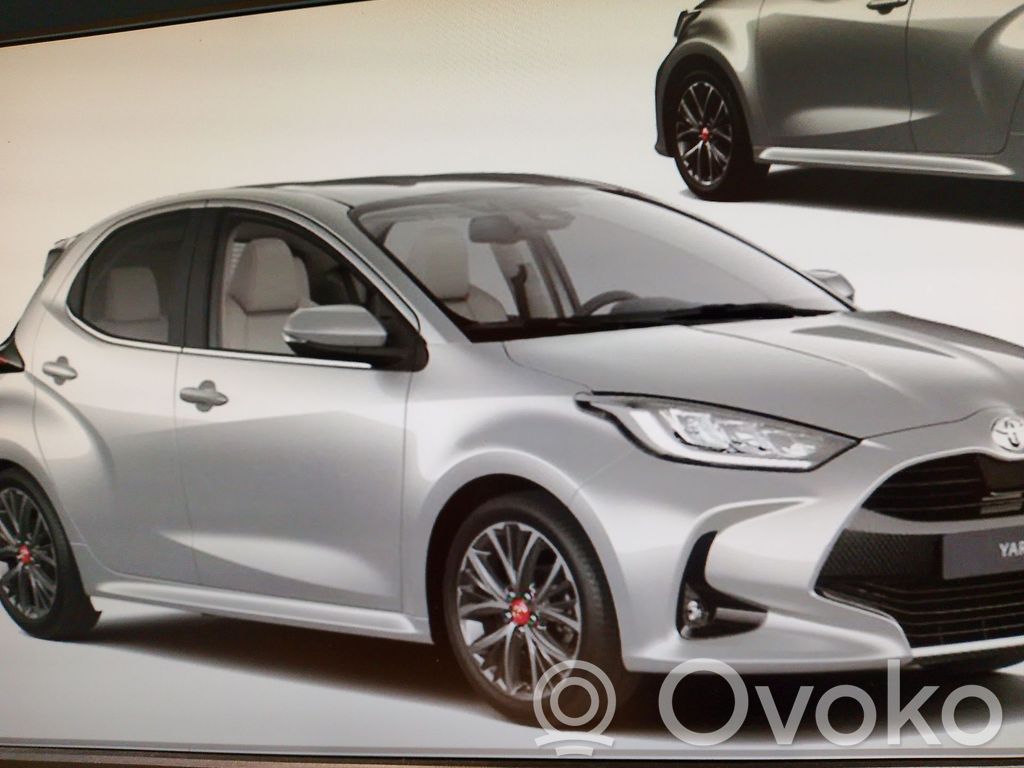 1603215190 Toyota Yaris Pompe de circulation d'eau, 118,23 € | OVOKO
