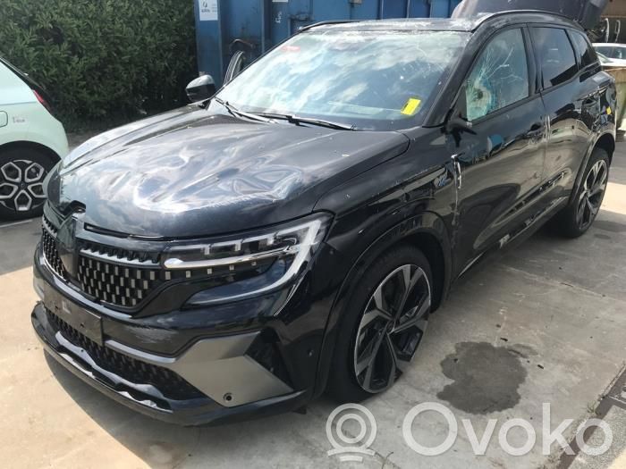 284B79985R Renault Austral Fuse box set, €397.18 | RRR