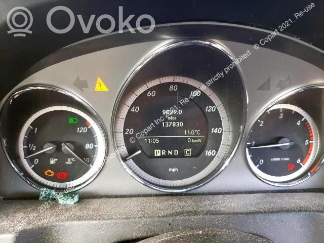 A2045202823 Mercedes-Benz C W204 Moottorin alustan välipohjan ...