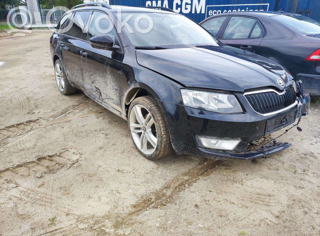 5Q0129254B Skoda Octavia Mk3 (5E) Tuyau d'admission d'air, 20,00 € | OVOKO