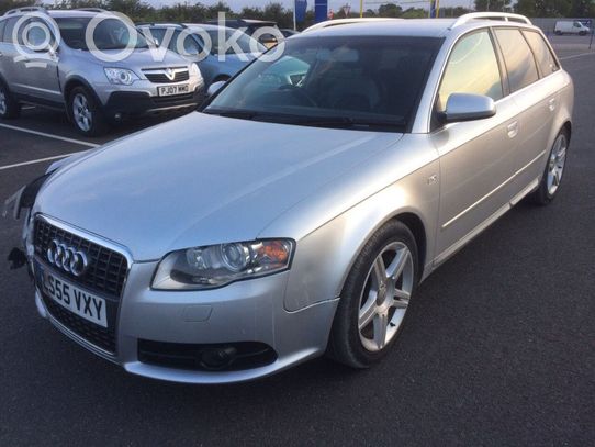 Audi A4 S4 B7 8E 8H Aizmugurējā pusass, 24,30 € | RRR