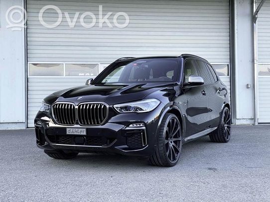 8085627 BMW X5 G05 Priekinis laikiklis bamperio, 50,00 € | RRR
