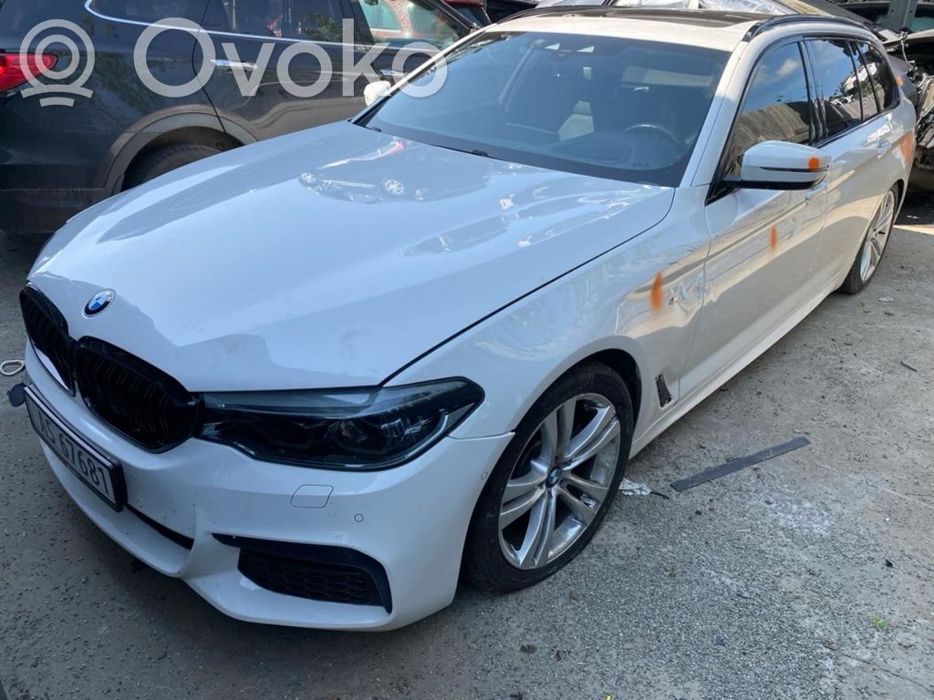 64529890655 BMW 5 G30 G31 Ilmastointilaitteen kompressorin pumppu (A/C ...