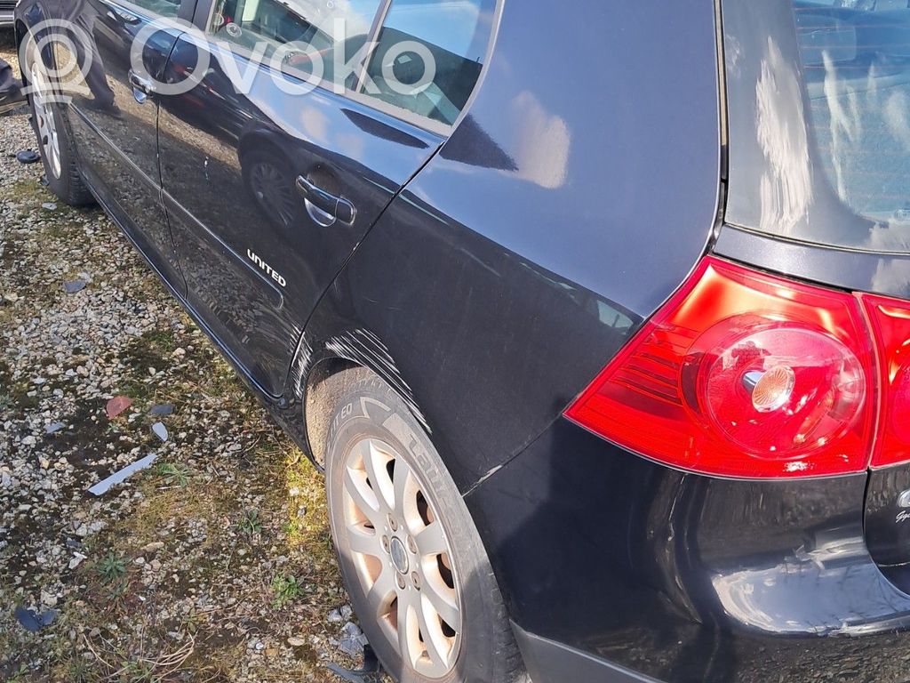 5N0945097 Volkswagen Golf V Third/center stoplight, €31.00 | RRR