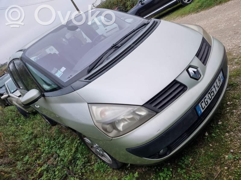 Renault Espace IV Porte ampoule de feu arrière, 20,00 € | OVOKO