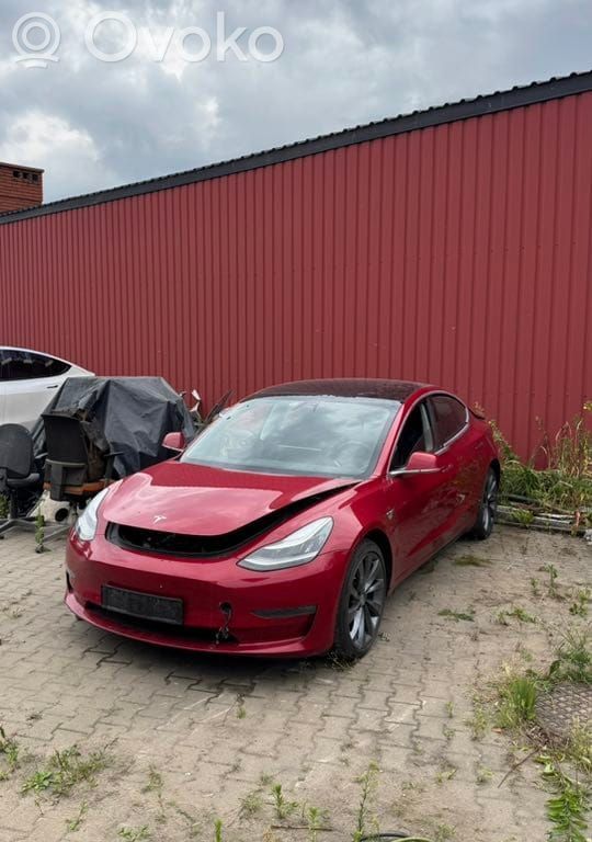 110034090H Tesla Model 3 Air suspension control unit module (rear), € ...