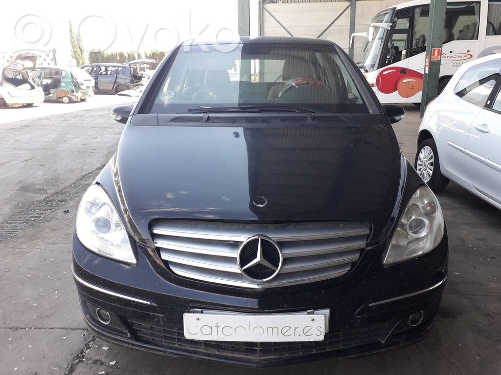 Mercedes-Benz B W245 Bouchon, volet de trappe de réservoir à carburant ...