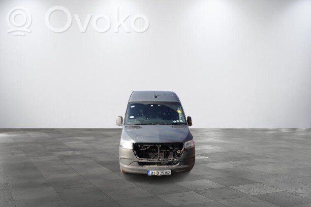 A9107409200 Mercedes-Benz Sprinter W907 W910 Front door hinge set, €77. ...