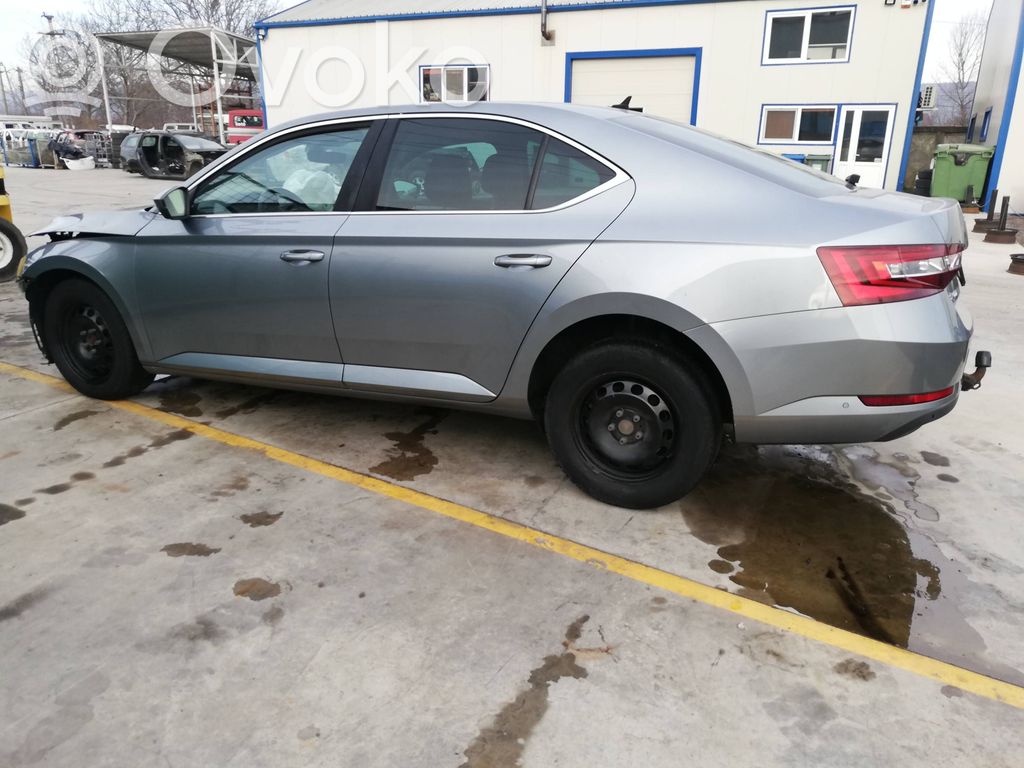 3V0803881A Skoda Superb B8 (3V) Tow bar set, €215.00 | RRR