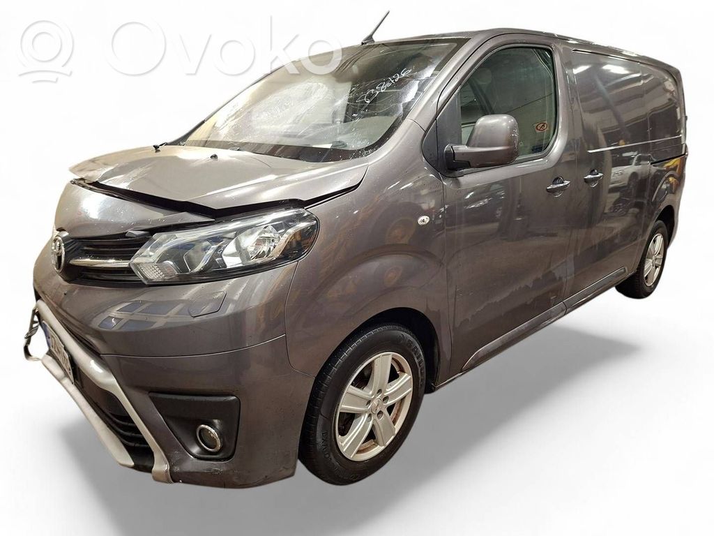 SU001A3213 Toyota Proace Front quarter panel, €380.00 | RRR