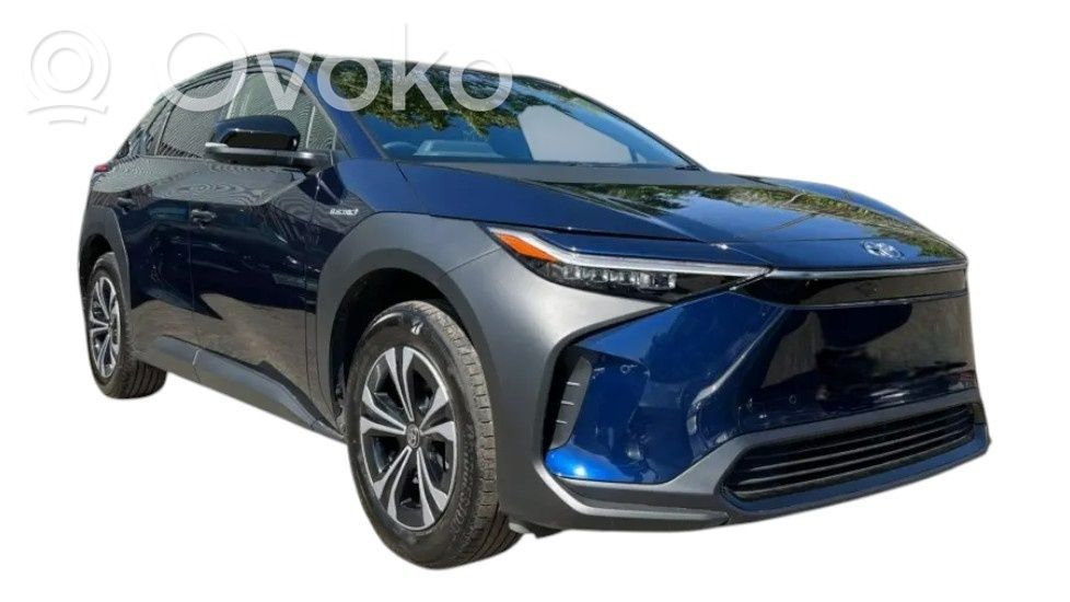 6563742040 Toyota bZ4X Rear arch fender liner splash guards, €37.00 | RRR