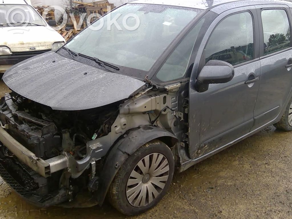 00006242PZ Citroen C3 Picasso Hazard light switch, €15.09 | RRR