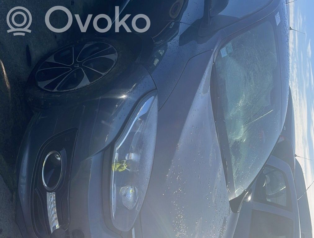 620221121R Renault Megane III Pare-choc avant, 320,00 € | OVOKO