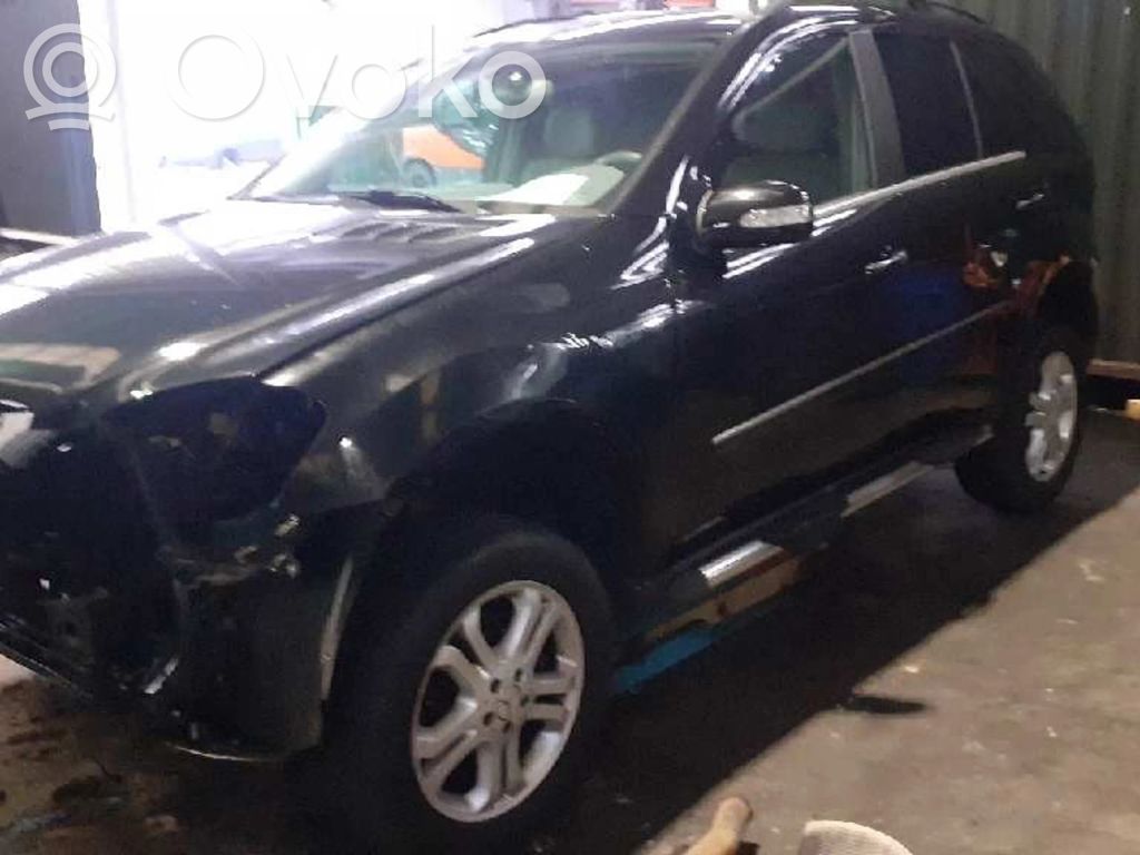 A2118705390 Mercedes-Benz ML W164 Hi-Fi-äänentoistojärjestelmä, 104,80 ...