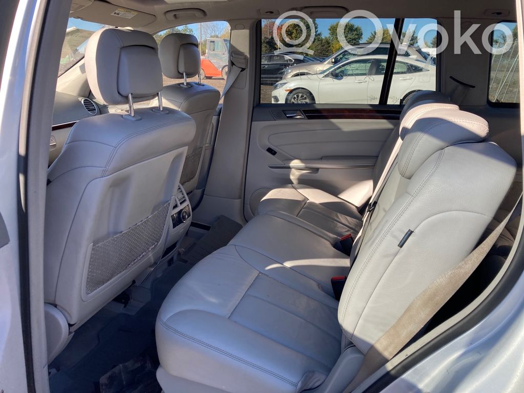 A1648200377 Mercedes-Benz GL X164 Porte ampoule de feu arrière, 35.00 ...