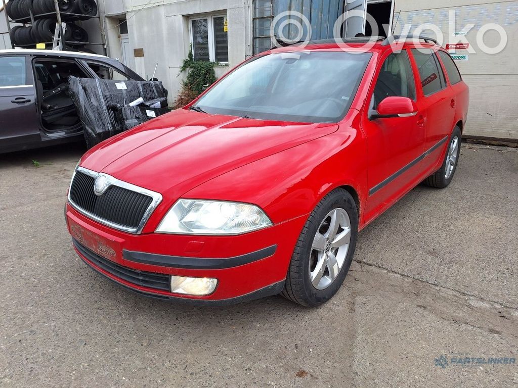 Skoda Octavia Mk2 (1Z) Rear wiper blade arm, €42.00 | RRR