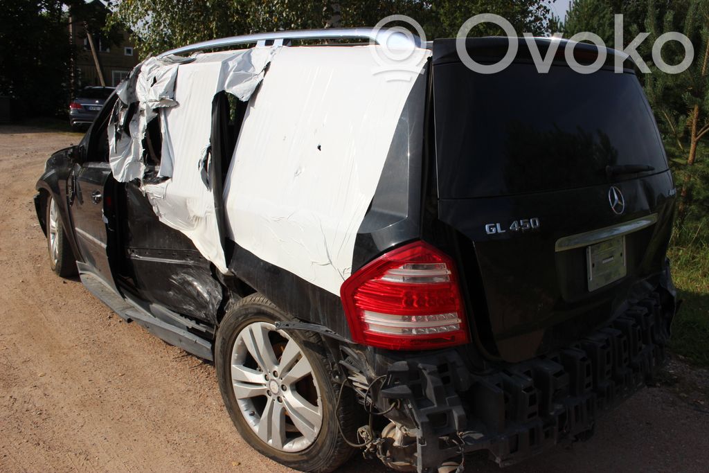 A1648300228 Mercedes-Benz GL X164 Garniture d'essuie-glace, 23.00 € | OVOKO