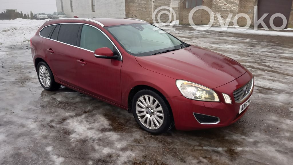 31323427 Volvo V60 Renfort de pare-chocs avant, 40.00 € | OVOKO