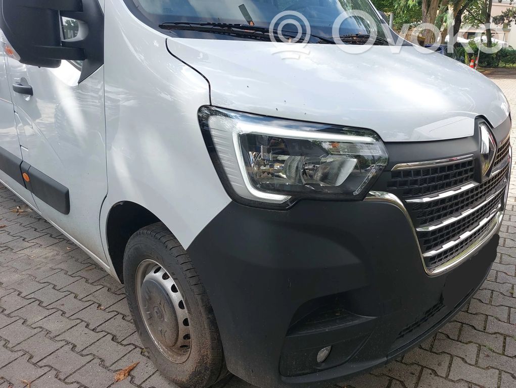 212000058R Renault Master III Thermostat housing, 25.00 € | RRR