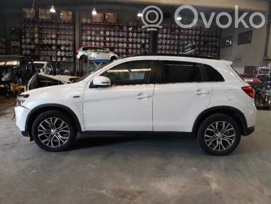 8608A261 Mitsubishi ASX Interrupteur commade lève-vitre, 79,86 € | OVOKO