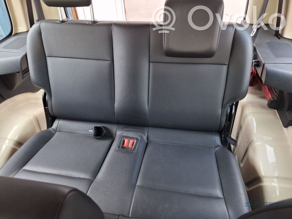 5Q0122073CM Volkswagen Caddy Water drain line hose, €22.40 | RRR