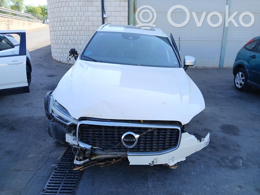 32399082 Volvo XC60 Galinės durys, 658,03 € | RRR