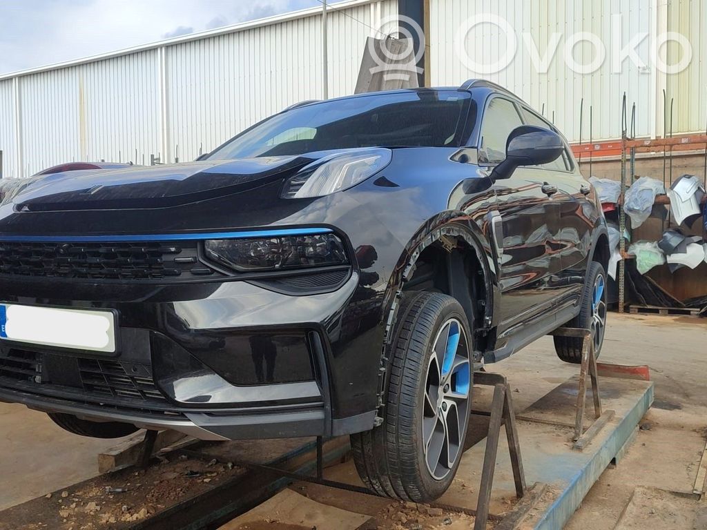 8888785756 Lynk & co 01 Engine splash shield/under tray, €104.80 | RRR