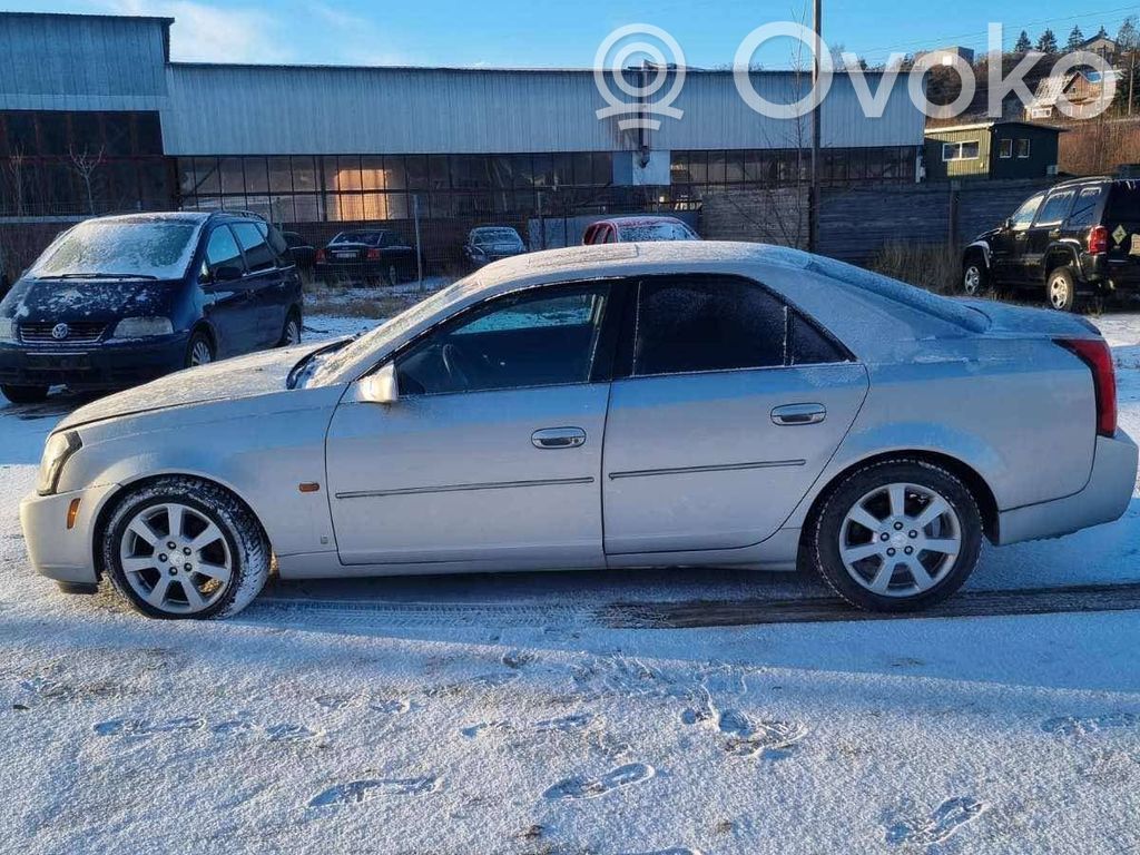 0373849 Cadillac CTS Radio/CD/DVD/GPS head unit, €139.00 | RRR