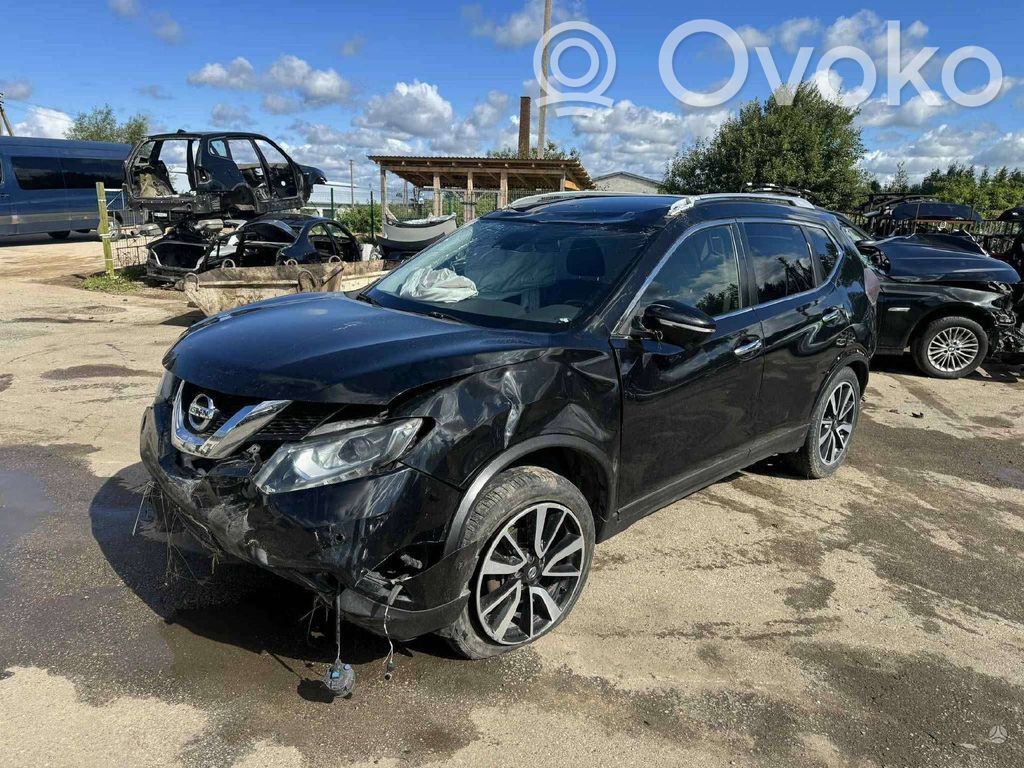 Nissan X-Trail T32 Takaoven yläsarana, 10,00 € | OVOKO